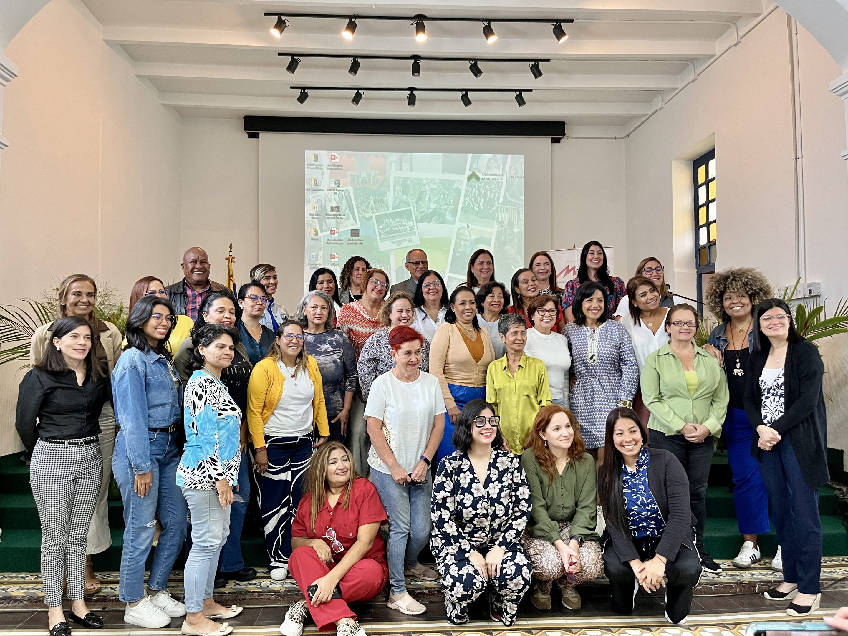 Las mujeres como constructoras del cambio y expertas en humanidad ...